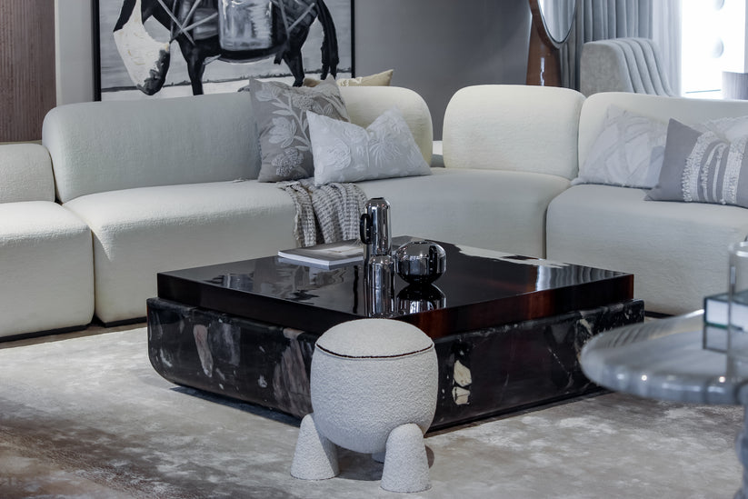 Obsidian Luxe Coffee Table – A Bold Expression of Modern Luxury